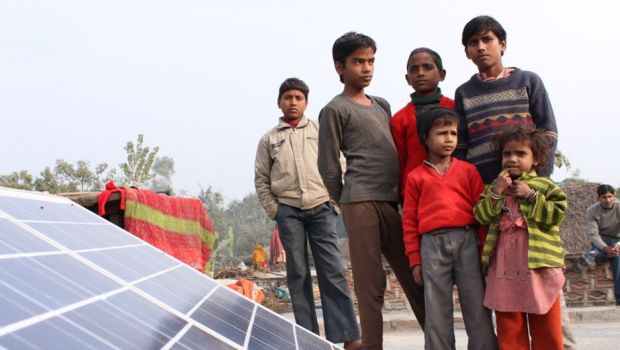 Tackling the Switch from Traditional Cooking Fuels in Indian Slums ...